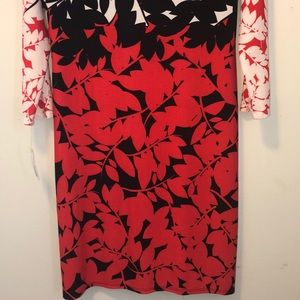 Covington | Dresses | Covington Medium Leaf Print Shift Dress W Stretch ...